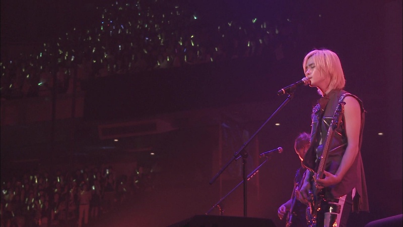 yume (Live-2011 Summer Tour -Messenger-@Nippon Budokan, Tokyo) by ...